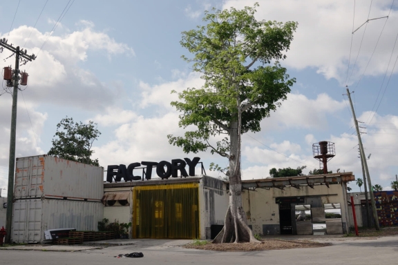 Treesources | Factory Town